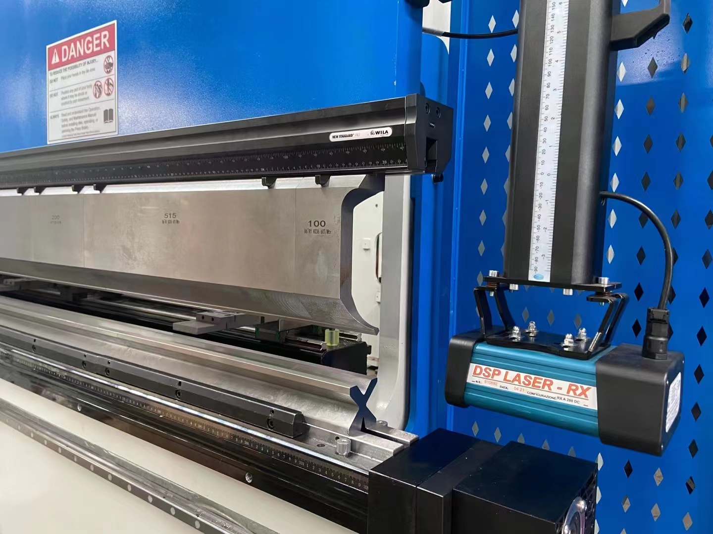 Hybrid CNC bending machine - www.hogimachine.com