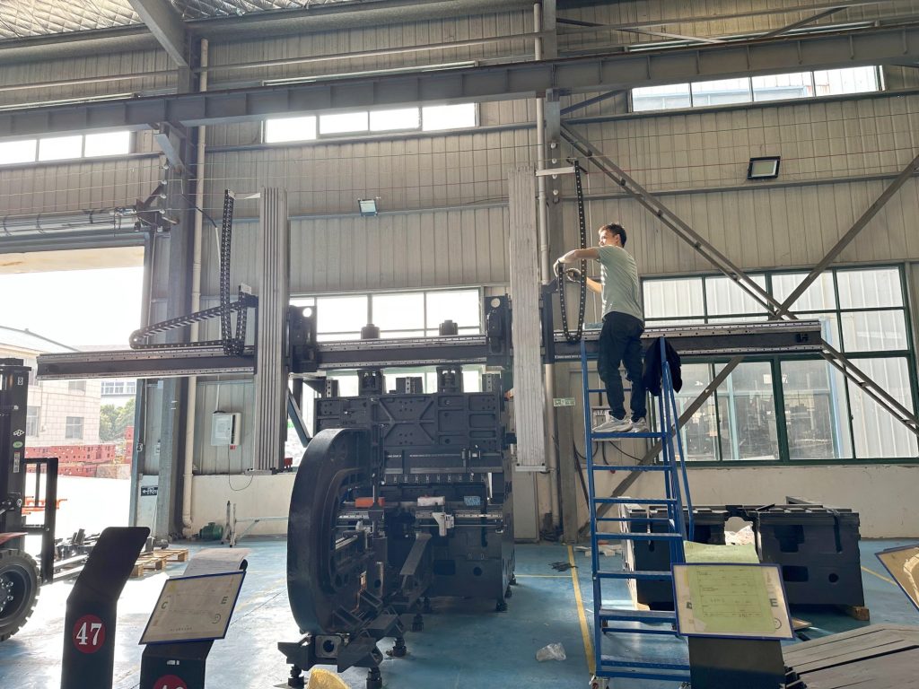 automatic panel bender | panel bender price | panel bending center